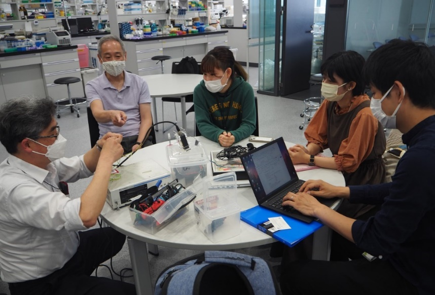 【いきものQOL #3】動物とヒトに負担がかからない見守りを 非装着型の簡易式バイタル計測システム | NEWSCAST