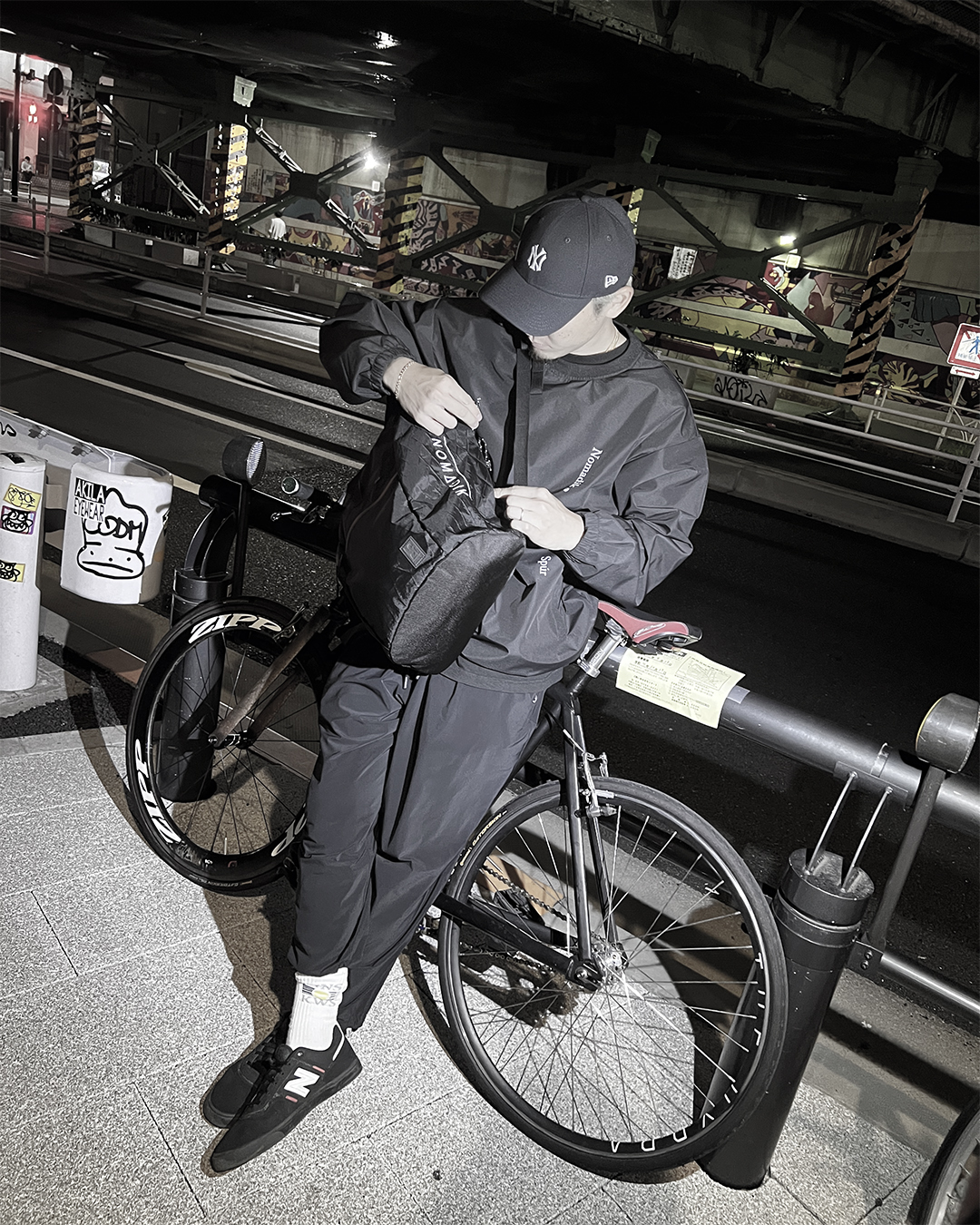 スノーボード界の異端・NOMADIKとの邂逅 | NEWSCAST